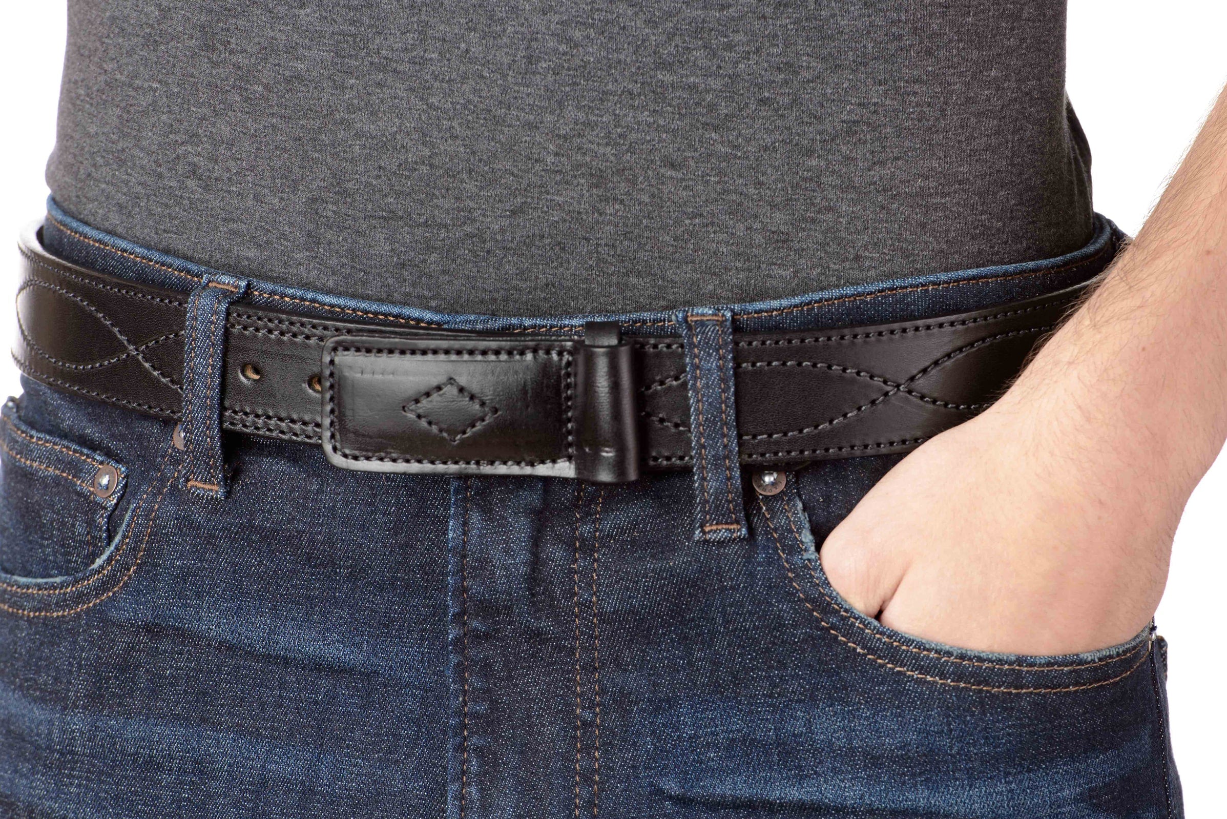 The Pit Boss: Black Figure 8 Black Stitched Buckle-less Ball Hook 1.50